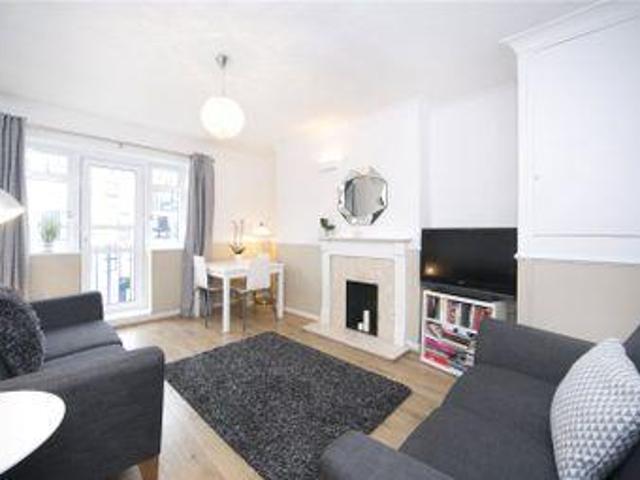 3 Bedrooms Flat for sale in Southgate Court, Southgate Road N1