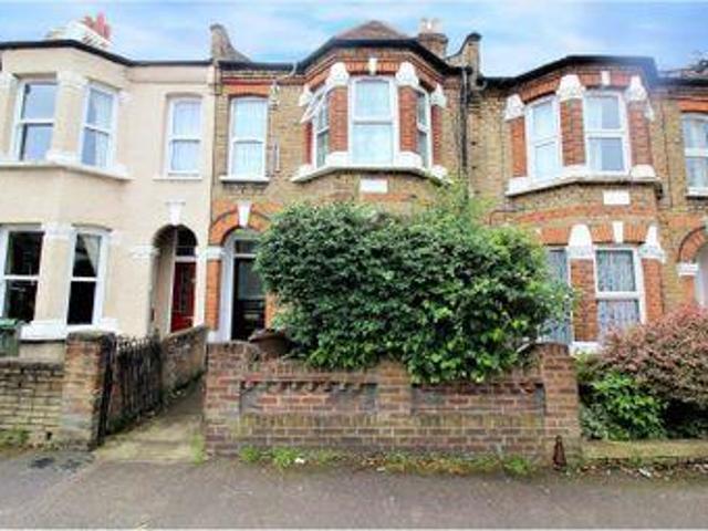 3 Bedrooms Flat for sale in Somers Road, London E17