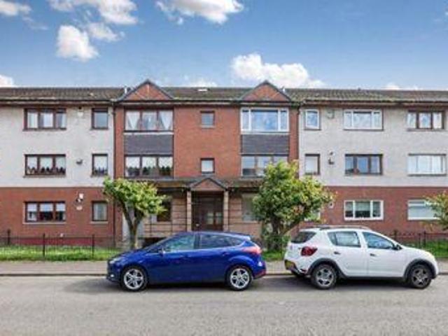 3 Bedrooms Flat for sale in Sandaig Road, Glasgow, Lanarkshire G33