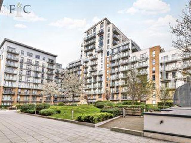 3 Bedrooms Flat for sale in Seven Sea Gardens, London E3
