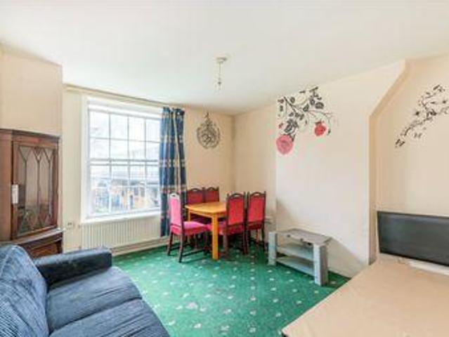 3 Bedrooms Flat for sale in Shadwell Gardens, London E1