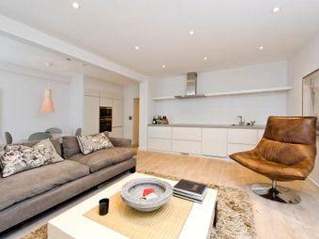 3 Bedrooms Flat for sale in Sinclair Road, Brook Green W14