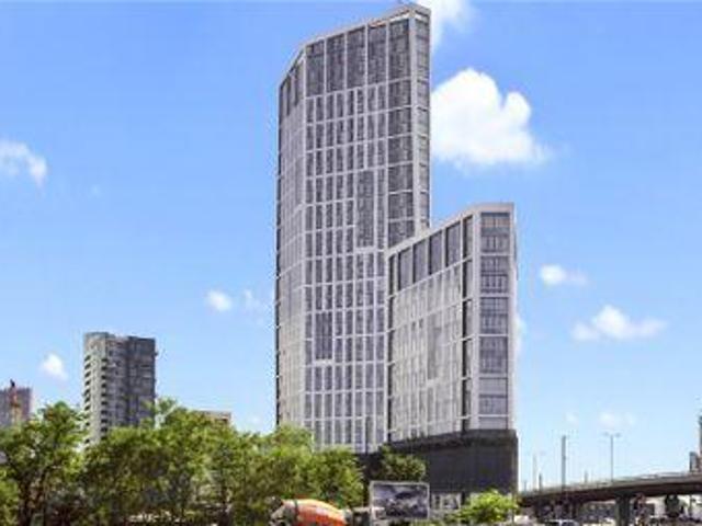 3 Bedrooms Flat for sale in Sky View Tower, 12 High Street, London E15