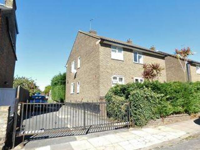 3 Bedrooms Flat for sale in Studley Grange Road, Hanwell, London W7