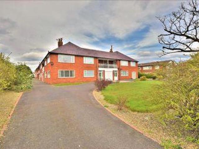 3 Bedrooms Flat for sale in St Annes Road East, St Annes, Lytham St Annes, Lancashire FY8