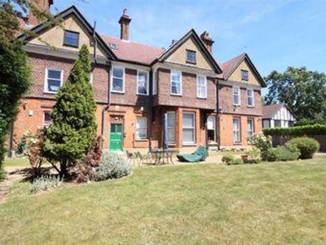 3 Bedrooms Flat for sale in St Margarets, Beckenham Place Park, Beckenham BR3
