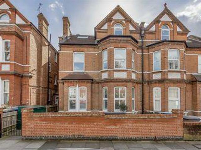 3 Bedrooms Flat for sale in St. Pauls Avenue, London NW2
