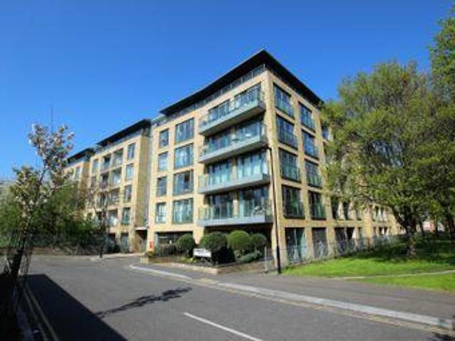 3 Bedrooms Flat for sale in St Williams Court, 1 Gifford Street, Islington N1