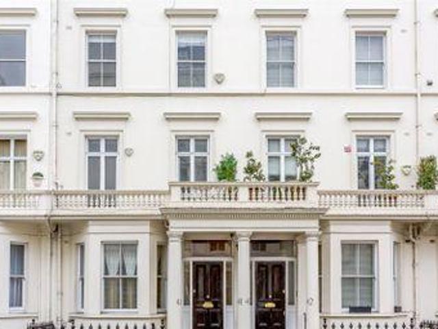 3 Bedrooms Flat for sale in Stanhope Gardens, South Kensington, London SW7