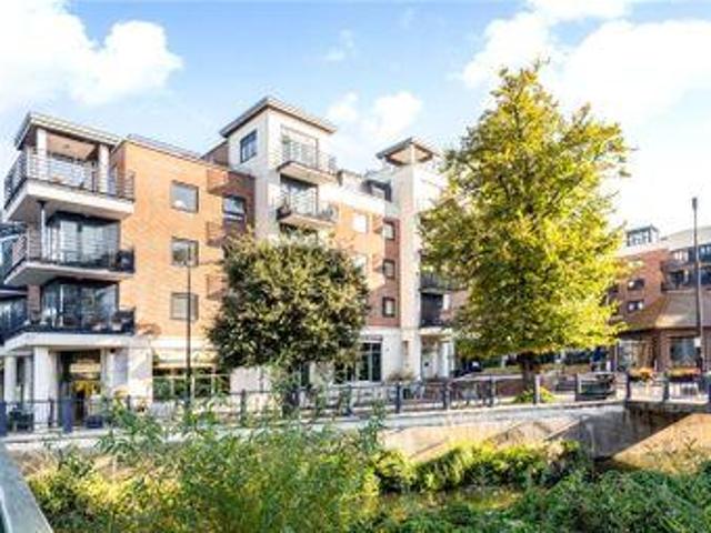 3 Bedrooms Flat for sale in Stevens House, Jerome Place, Kingston Upon Thames KT1