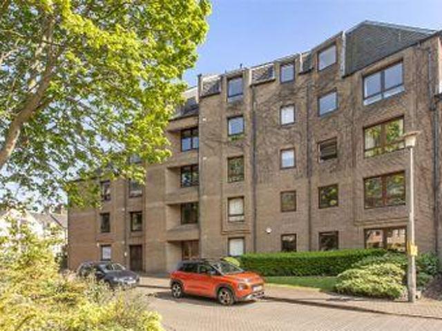 3 Bedrooms Flat for sale in Sunbury Place, Dean Village, Edinburgh EH4