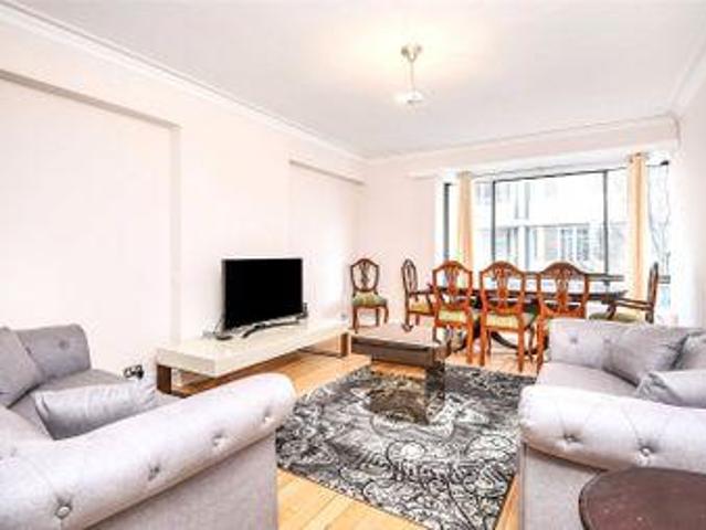 3 Bedrooms Flat for sale in Porchester Gate, Bayswater Road, London W2