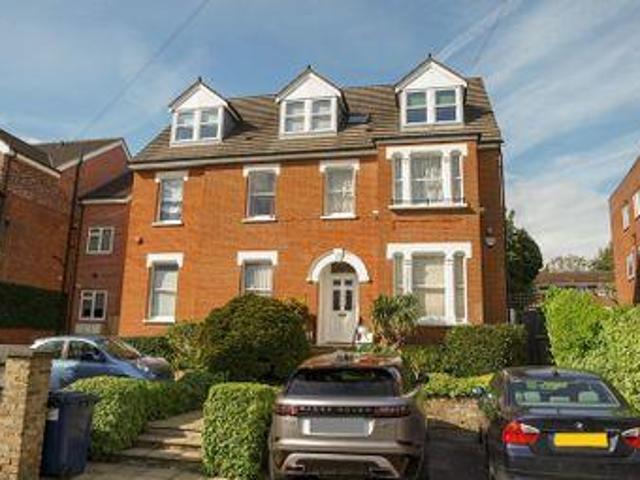 3 Bedrooms Flat for sale in Park Road, New Barnet, Barnet EN4