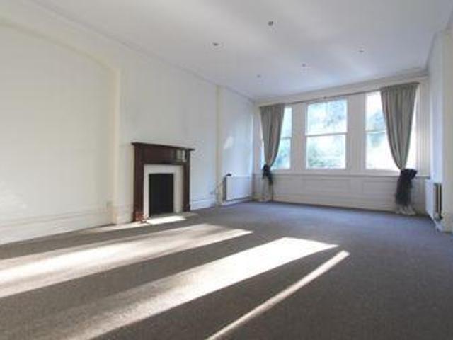 3 Bedrooms Flat for sale in Platts Lane, Hampstead NW3