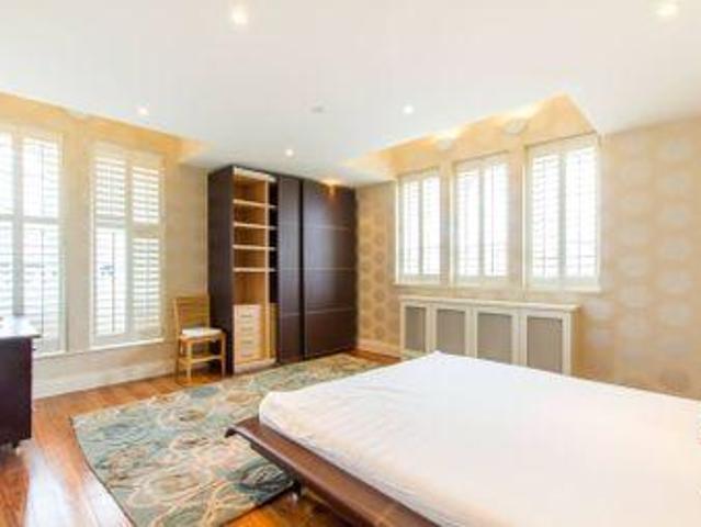 3 Bedrooms Flat for sale in Princess Park Manor, Friern Barnet N11