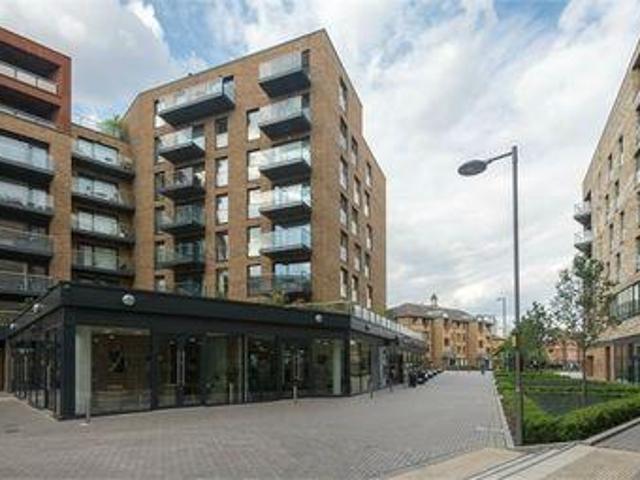3 Bedrooms Flat for sale in Quinton Court, Mariners Place, Marine Wharf, London SE16