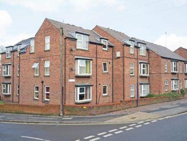 3 Bedrooms Flat for sale in Regent Street, York YO10