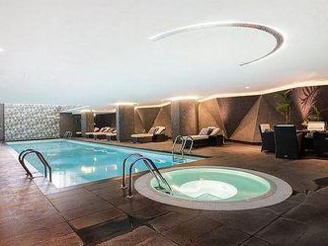 3 Bedrooms Flat for sale in Riverlight Three, Riverlight Quay, Nine Elms Lane, London SW11