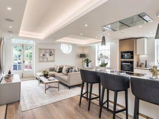 3 Bedrooms Flat for sale in Richmond Hill, Richmond TW10