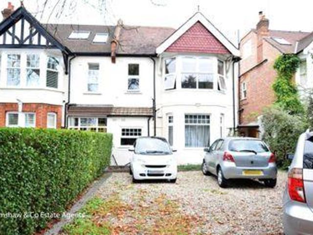 3 Bedrooms Flat for sale in Woodfield Road, Ealing, London W5