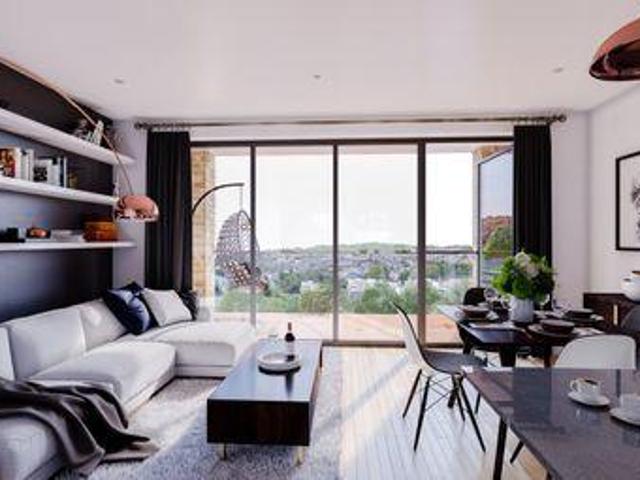 3 Bedrooms Flat for sale in Wellington Street, London SE18