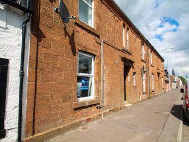 3 Bedrooms Flat for sale in West Main Street, Darvel KA17