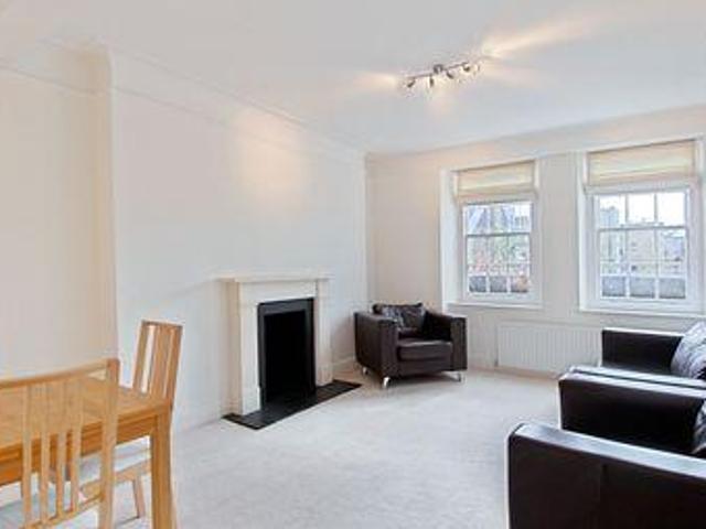 3 Bedrooms Flat for sale in Westmoreland Street, Marylebone Village, London W1G