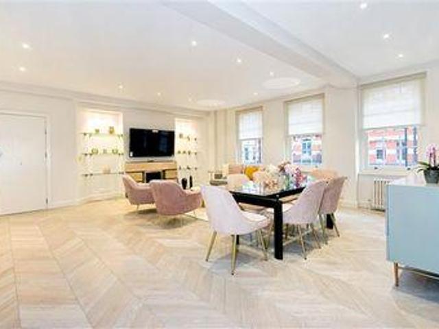 3 Bedrooms Flat for sale in Westchester House, Seymour Street, London W2