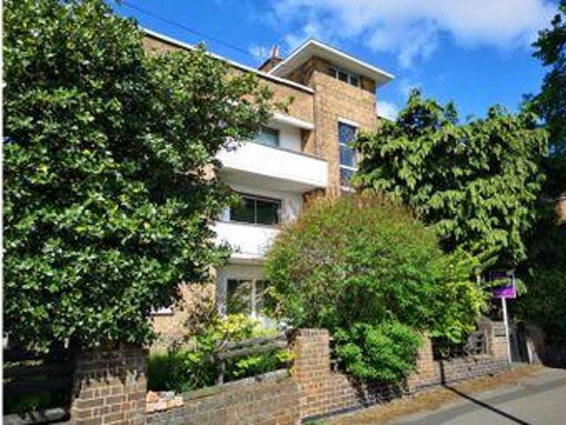 3 Bedrooms Flat for sale in Western Boulevard, Nottingham NG8