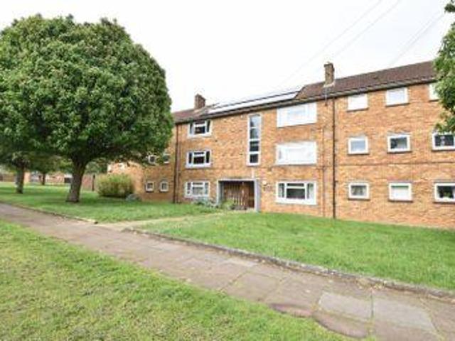 3 Bedrooms Flat for sale in Whipperley Way, Luton LU1