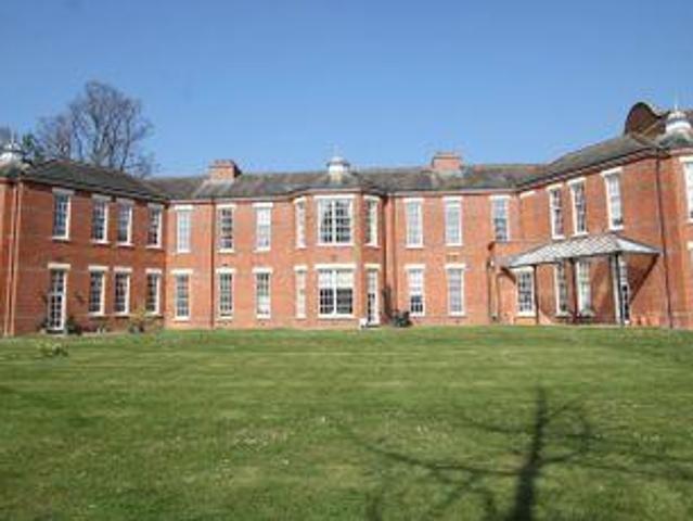 3 Bedrooms Flat for sale in Wilde Court, Beningfield Drive, St. Albans, Hertfordshire AL2