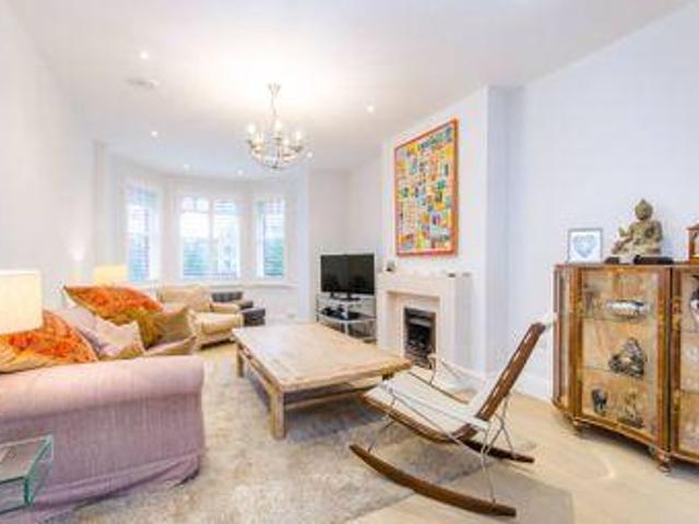 3 Bedrooms Flat for sale in Winchester Avenue, Queen´s Park NW6