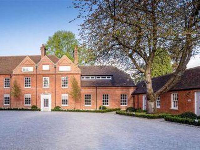 3 Bedrooms Flat for sale in Totteridge Common, London N20