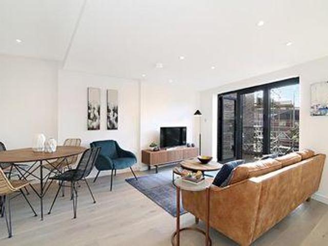 3 Bedrooms Flat for sale in Tanner Street, London SE1