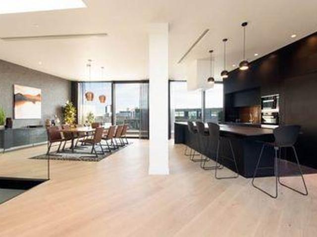 3 Bedrooms Flat for sale in Television Centre, London W12