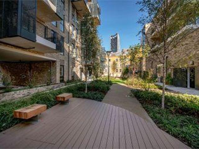 3 Bedrooms Flat for sale in The Levers, 2 16 Amelia Street, London SE17