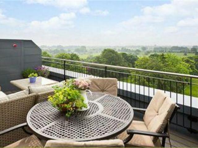 3 Bedrooms Flat for sale in The Residence, Bishopthorpe Road, York YO23