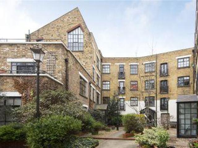 3 Bedrooms Flat for sale in Time Square, Colvestone Crescent, London E8