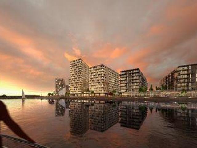 3 Bedrooms Flat for sale in X1 Chatham Waters Apartments, Pier Road, Medway ME7