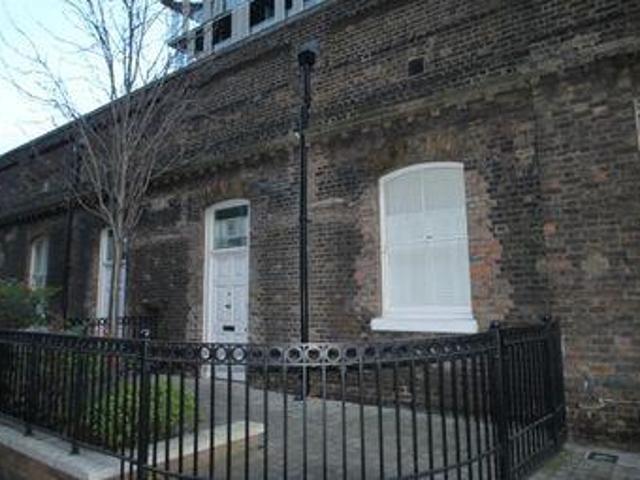 3 Bedrooms for rent in Major Draper Street, London SE18