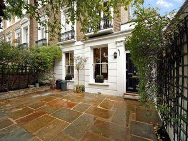 3 Bedrooms for rent in Margaretta Terrace, Chelsea SW3