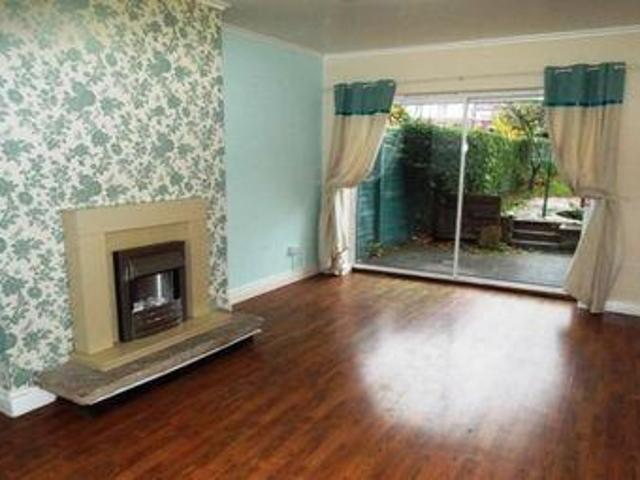 3 Bedrooms for rent in Meadow Head Avenue, Sheffield S8
