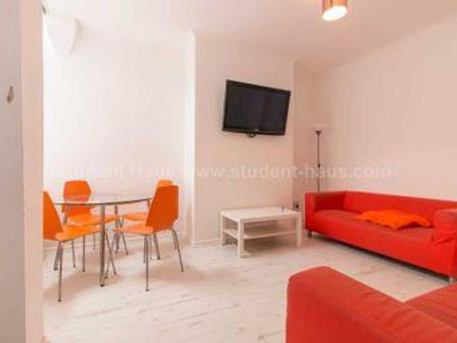 3 Bedrooms for rent in Milnthorpe Street, Salford M6