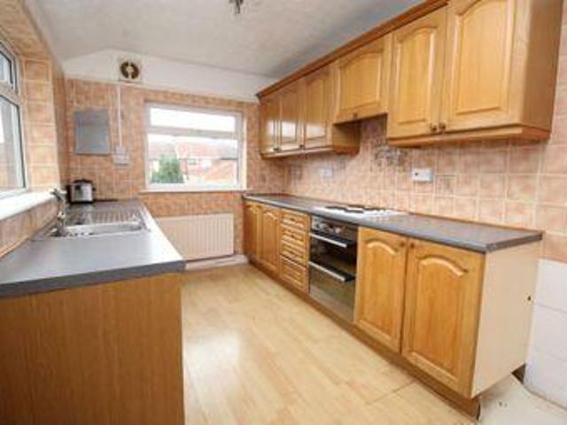 3 Bedrooms for rent in Nelson Road, Edlington, Doncaster DN12