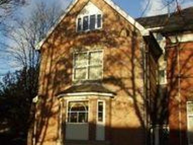 3 Bedrooms for rent in Otley Road, Guiseley, Leeds LS20