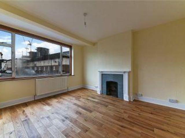 3 Bedrooms for rent in Overton Road, London E10