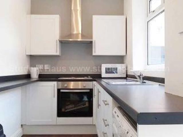 3 Bedrooms for rent in Osborne Street, Salford M6