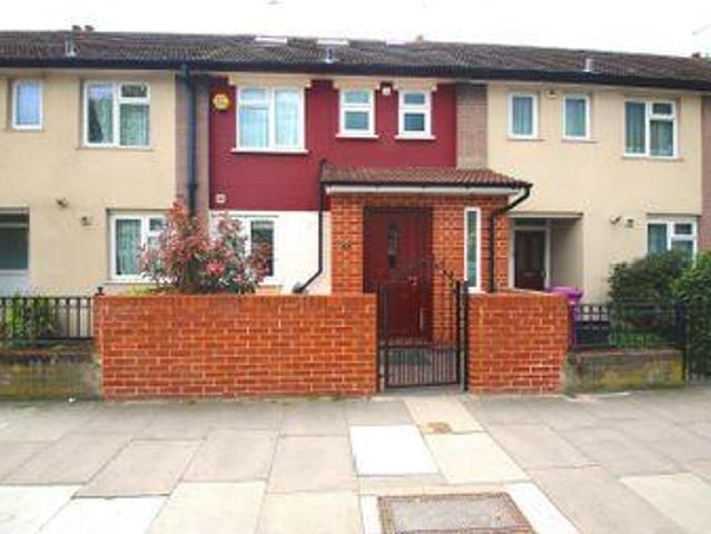 3 Bedrooms for rent in Abbott Road, London E14