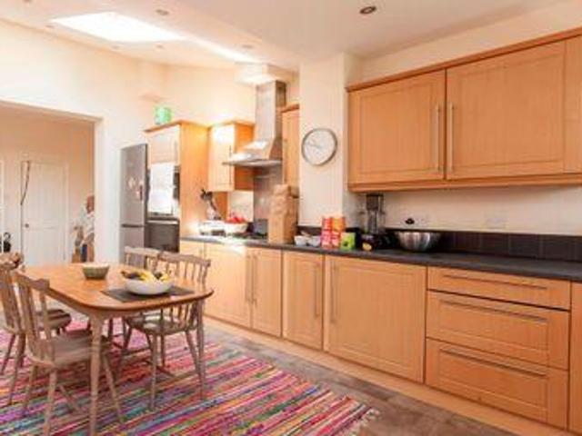 3 Bedrooms for rent in Albert Road, London SE25