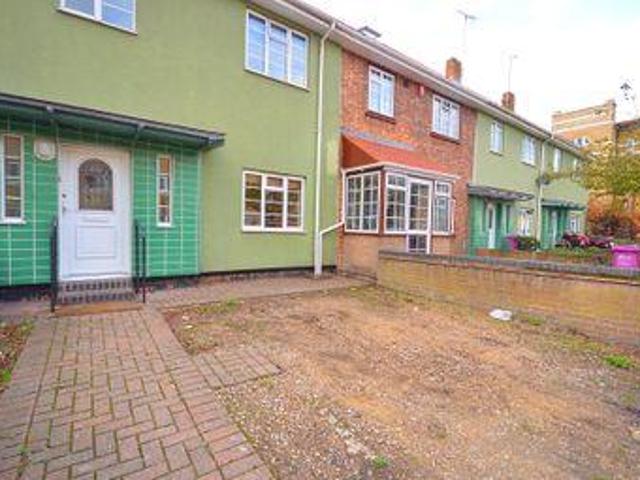 3 Bedrooms for rent in Ames Cottages, Hearnshaw Street, London E14